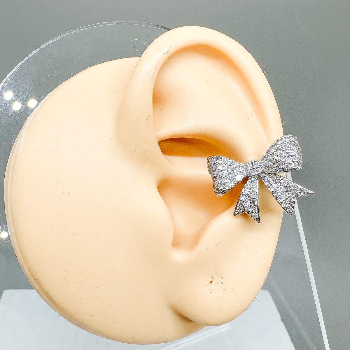 Bow Cuff – Jacatel