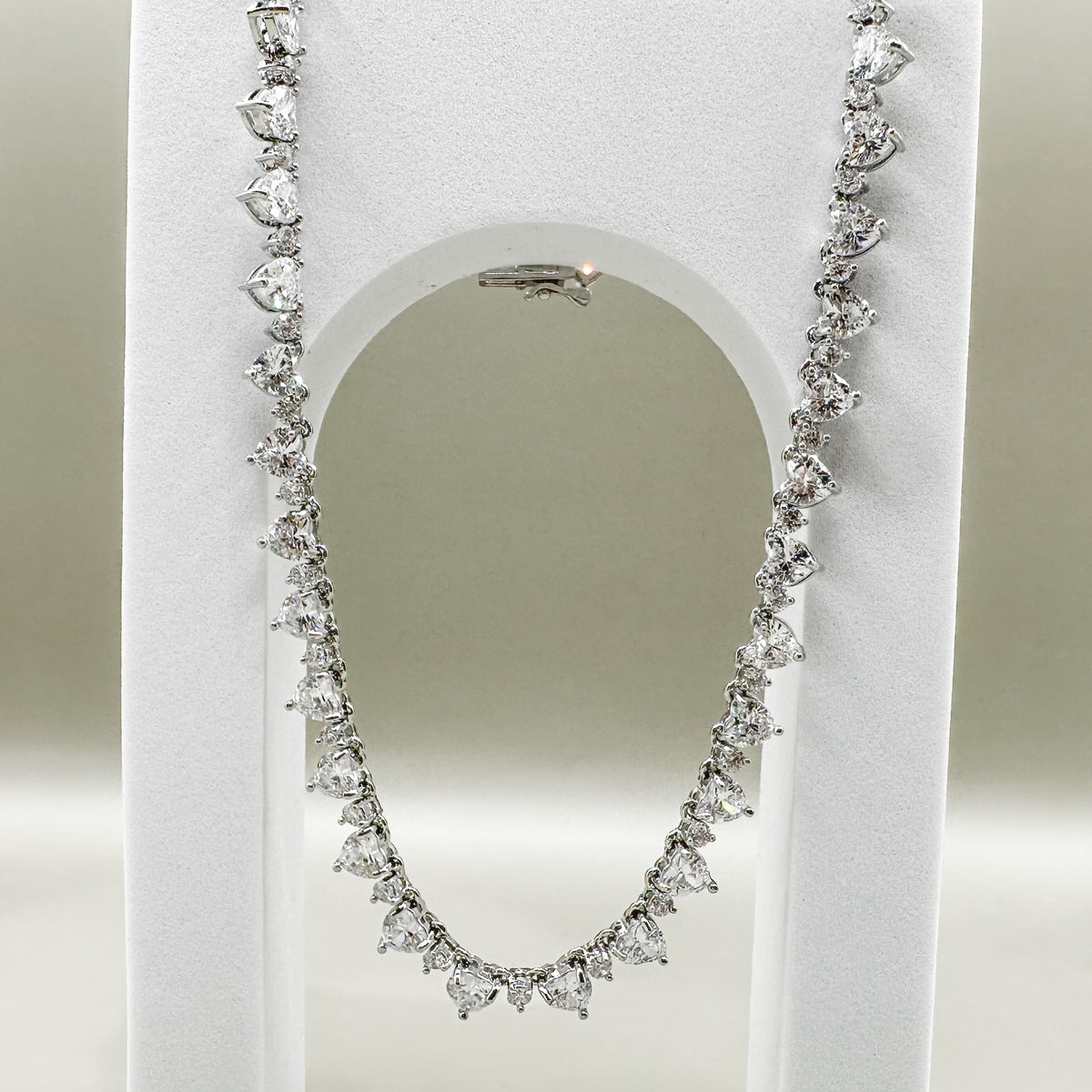 Valentina – Jacatel